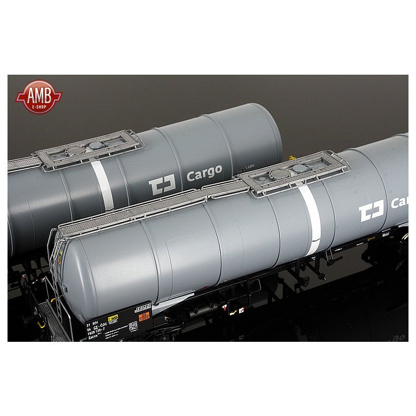 ro76003 Set dvou cisternových vozů Zacns ČD Cargo (H0) | AMB Modely